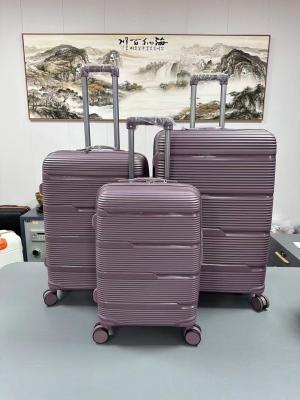中国 20''/24''/28'' Suitcase Softshell Hard Handle Lightweight Luggage Travelling Set With Spinner Wheels 販売のため