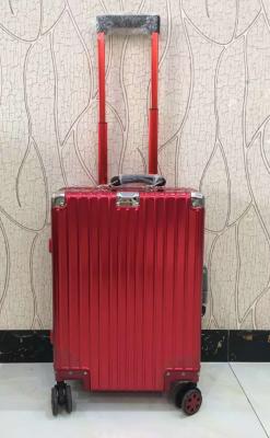 Cina Fabbricanti Grande capacità Fabbrica fornitore di portafoglio in alluminio Set valigia 3 pezzi Set bagagli con portacoppe in vendita