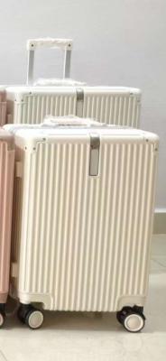 中国 Aluminum Frame Stock Luggage Fashion Design 6 Colors High Capacity Hot Sell 3 Sizes ABS+PC Material Weightless Hard 販売のため