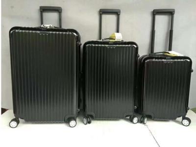 中国 Waterproof PC Hard Shell Aluminum Frame Suitcase Carry-Ons 20/24/28 Inch Travel Luggage Sets Vietnam Manufacture 販売のため