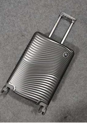 Cina Factory Sale Business Travel Luggage 4 Spinner 360 Degree Wheels Luggage Set in vendita
