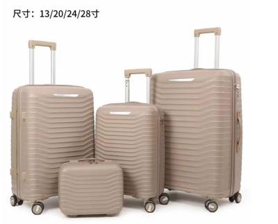 Cina Unique Travel Pp 3 4 Roues 4pcs Suitcase Luggage Trolley Bags Set For Girls Outdoor Travel in vendita