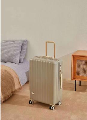 Cina Unisex Rolling Luggage Cabin Holiday Suitcase Set Couples Travel Anti-Fall Password Package Outing Carry On Luggage in vendita