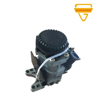 Cina Renault Truck Foot Brake Valve 5010260033 4614945027 in vendita