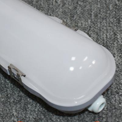 중국 맞춤형 LED 트리 펌프 램프 10w에서 48w IP66 판매용