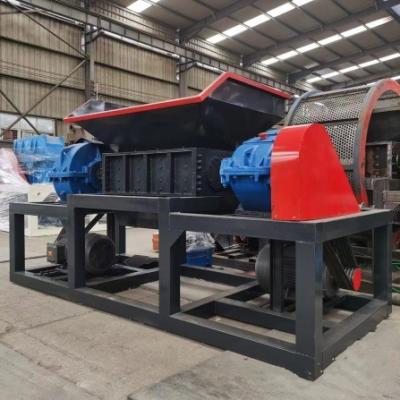 Chine Déchiqueteuse en plastique à double arbre à double puissance pour les déchets bouteille en plastique déchets métalliques à vendre