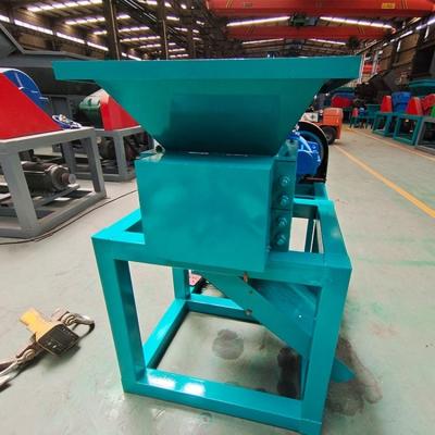 Chine Résistance à la charge élevée Scrap plastique double arbre single motor shredder pour le long terme à vendre