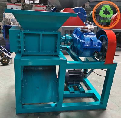 Chine Déchiqueteuse à moteur unique à double arbre pour les déchets de plaques de carrosserie épaissis à haute performance à vendre