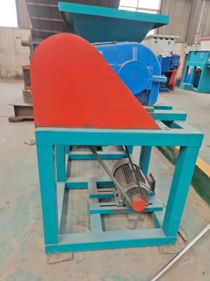 Chine Moins de déchets de poussière, déchiqueteuse à double arbre à moteur unique pour une taille de particules de décharge personnalisée à vendre