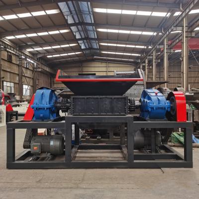 Chine PS Matériel pneus de camions à déchets machine à déchiqueter à double arbre avec fonctionnement facile à vendre