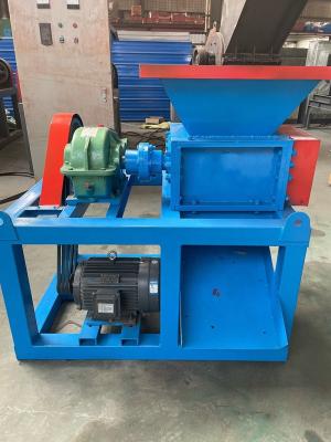 Chine Déchets à haut rendement Pvc à fusion lourde Hdpe Pp Déchiqueteur de plastique pour animaux de compagnie pour les ateliers de réparation de machines à vendre
