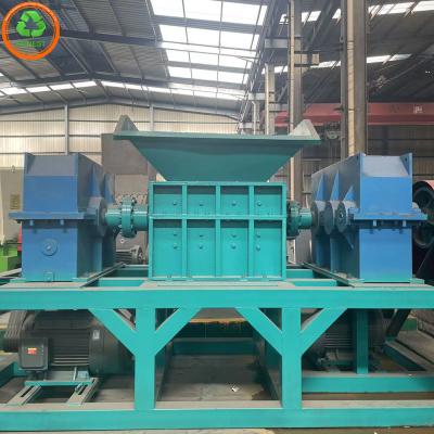 Chine Max.Capacité de production kg/h 4000 Déchets plastiques recyclage double arbre double déchiqueteuse à moteur à vendre