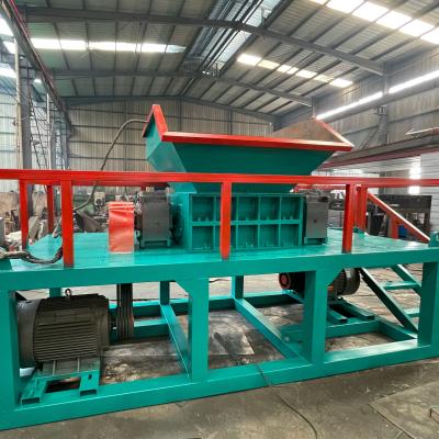 Κίνα 1000KG/H χωρητικότητα Twin Shaft Hub Shredder για την εξασφάλιση των αποβλήτων ρούχων και πλαστικών προς πώληση