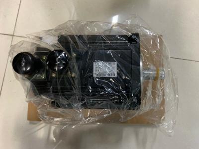 Cina Yaskawa SGMGH-13DCA6F-OY Servomotore AC 1.3KW 400V 5.4A NUOVO in vendita