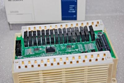 中国 三菱FX1N-40MR-Dプログラム可能な論理のコントローラー12-24VDC 2A 24 16リレー出力を新しい8000のステップ デジタル入力 販売のため