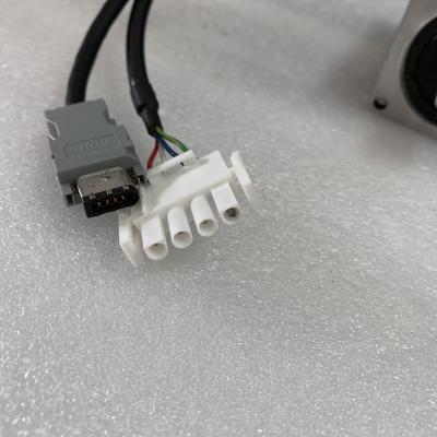 Cina Punto astuto 400W 3000RPM 200V 2.6A del servomotore di CA di OMRON R7M-A40030-S1 in vendita