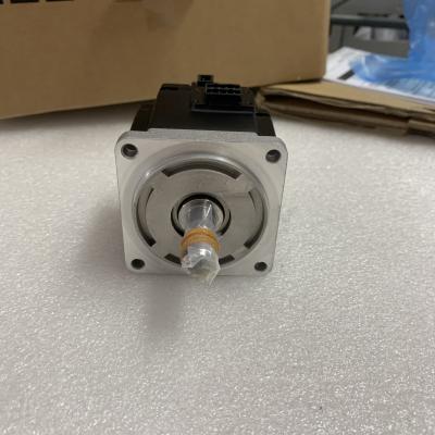 Chine Moteur servo 1.5A 200V 250HZ 200W d'OMRON R88M-1M20030T-S2 sans joint à vendre