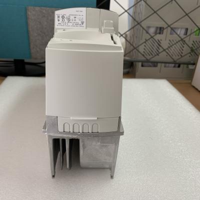 China TALLA 1 50/60HZ 11A 5.5KW del MARCO de la IMPULSIÓN del INVERSOR de NIDEC SP1406 NUEVA en venta