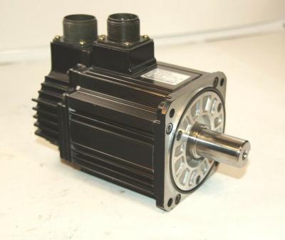 Cina Yaskawa SGMS-10A6A SERVO MOTORE AC 1KW 3000RPM 200V 5.7A NUOVO in vendita