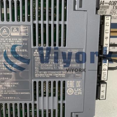 Cina Servo unità di conversione di AMP 400W 200V J2S Sscnet di Mitsubishi MR-J4-40B1-RJ-EB nuova in vendita