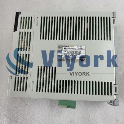 Cina MR-J2S-70B-PY135U054 Mitsubishi Servo drives industriali a 3 fasi 750W NUOVO in vendita