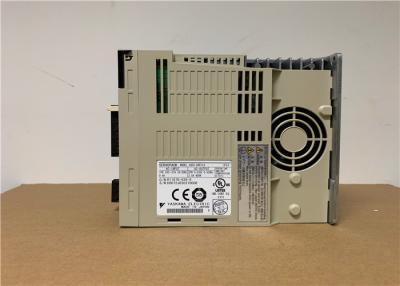 China Yaskawa SGDS-04F01A Industrial Servo Drive 400 Watt IE 1 Efficiency for sale