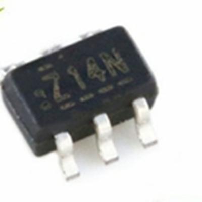 中国 SC70-6 Silk Screen Z14 Logic Chip , NC7WZ14P6X Integrated Circuit Chips 販売のため