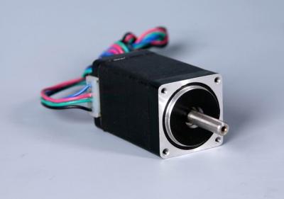Cina I piccoli motori passo a passo ibridi 2 sincronizzano il NEMA 8, 1,8 gradi 20mm per il router di CNC in vendita