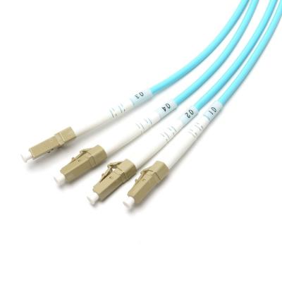 Cina 4 PVC corazzato LSZH 3.0mm di modo OM3 del cavo di toppa della fibra dello Sc Lc del centro multi in vendita