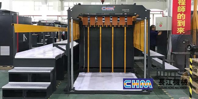 Auto jogger system for paper alignment