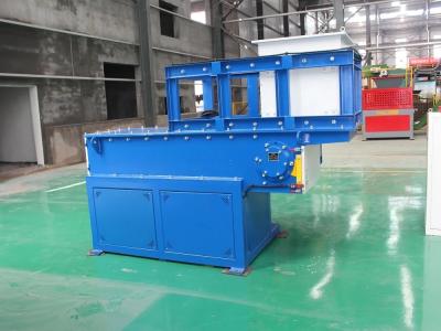 Chine Capacité de production 200-8000 kg/h Déchiqueteuse en plastique pour vêtements en mousse et en déchets de fibres à vendre