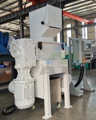 Chine Capacité de production maximale 17000 kg/h Déchiqueteuse à quatre arbres pour palettes en fûts d'emballage à vendre