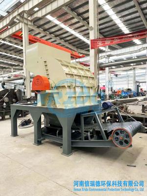 Chine Fabricants de matériaux de construction Machine à déchiqueter à double arbre pour le concassage et le broyage du bois à vendre