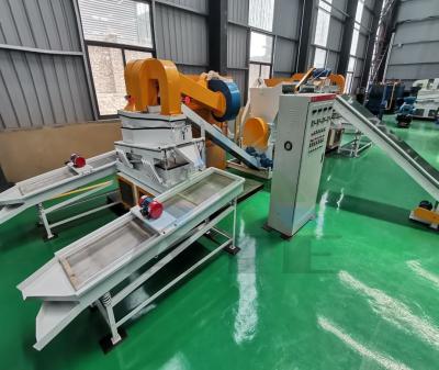 Chine Solution complète de recyclage de fil de cuivre Tailles de sortie 3 cm Taille d'alimentation personnalisée à vendre