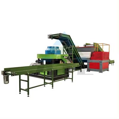 Chine Machine à déchiqueter à double arbre pour la déchiquettage des déchets métalliques dans la ligne de production de miettes de pneus à vendre
