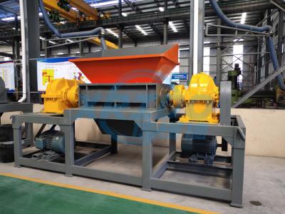 Chine 200-17000 kg/h Capacité de production Pneus en caoutchouc Déchiqueteuse de plastique pour le recyclage à vendre