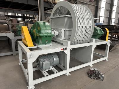 Chine Machines de déchiquetage de pneus en caoutchouc en plastique à double arbre 5000 kg à vendre