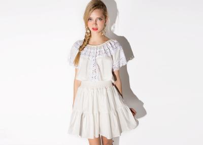 Cina I vestiti delle donne casuali bianche di Boho con dettagliare bianco del pizzo del cotone in vendita