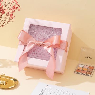 Chine Boîte cadeau rigide avec couvercle et base, fenêtre transparente et ruban pour savons, bougies, bijoux ou petits cadeaux à vendre