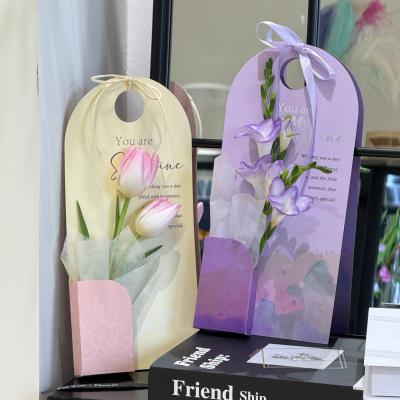 China Flower Gift Box Single Stem Luxury Packaging Hand Tied Ribbon Inspirational Message Card Included for sale