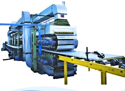 中国 8m/Minポリウレタン サンドイッチ パネルの製造業ライン300KW 販売のため