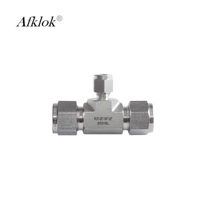 China Stainless Steel Reducing Tee Pipe Fittings 3000 Psi Corrosion Resistant For Nitrogen for sale