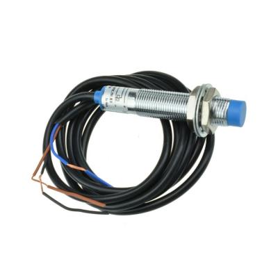 Cina LJ12A3 - 4-Z/DA CC 6V - il cavo induttivo del commutatore PNP del sensore di prossimità 36V scrive il tipo a macchina cilindrico del cavo di dc 3 in vendita