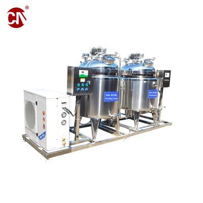 中国 ステンレス鋼製乳製品ジューサー 生ミルク冷却タンク 100L 500L 6000L 乳製品加工用 販売のため