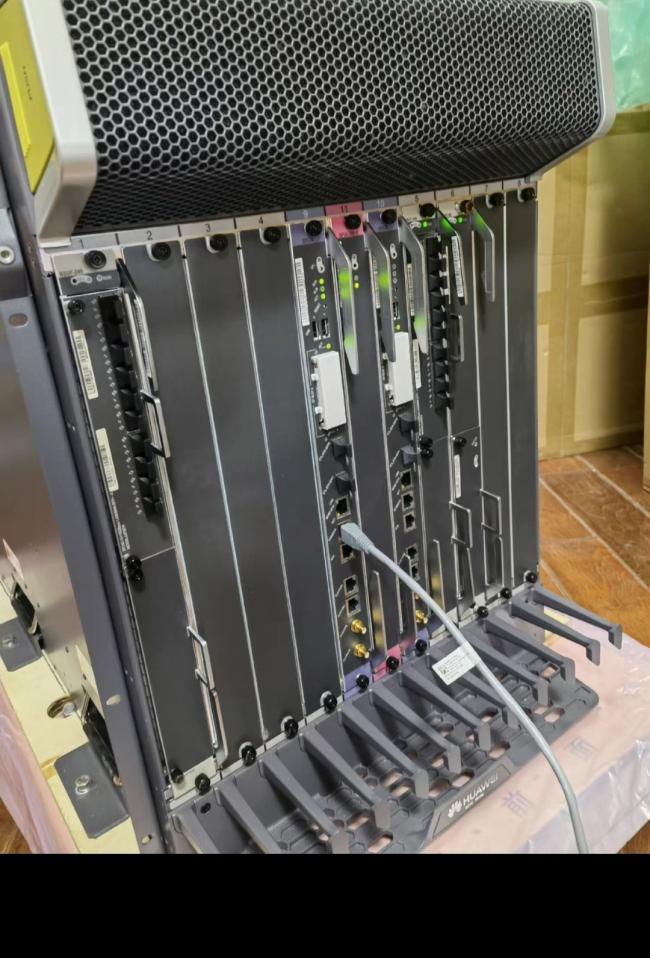 NE40E-X8A Enterprise Router rear view