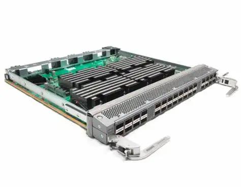 Detailed view of Nexus 9500 line card components