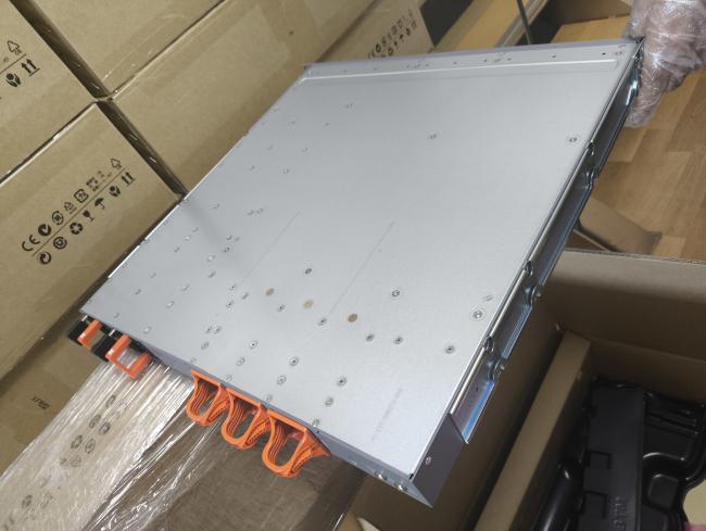 MX204-HWBASE-AC-FS router side view