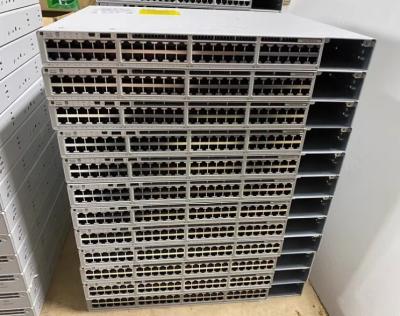 China Taxa de transmissão de 10/100/1000Mbps Cisco Catalyst 9200 C9300-48P-E Gigabit Ethernet Switch com 48 portas PoE e QoS Função à venda