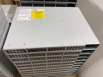 China Taxa de transmissão de 10/100/1000Mbps Cisco Catalyst 9200 C9300-48P-E Gigabit Ethernet Switch com 48 portas PoE e QoS Função à venda