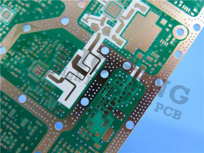 Chine Double carte PCB 10mil de couche de Rogers 3203 à haute fréquence pour les satellites directs d'émission à vendre